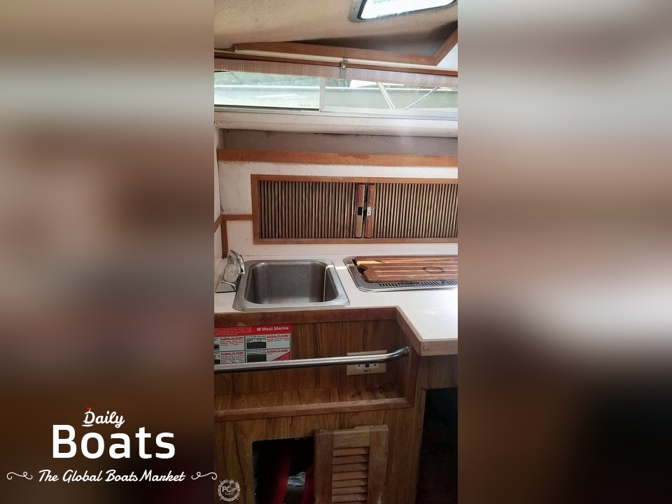 1988 Sea Ray 268 Weekender for sale. View price, photos and Buy 1988 ...