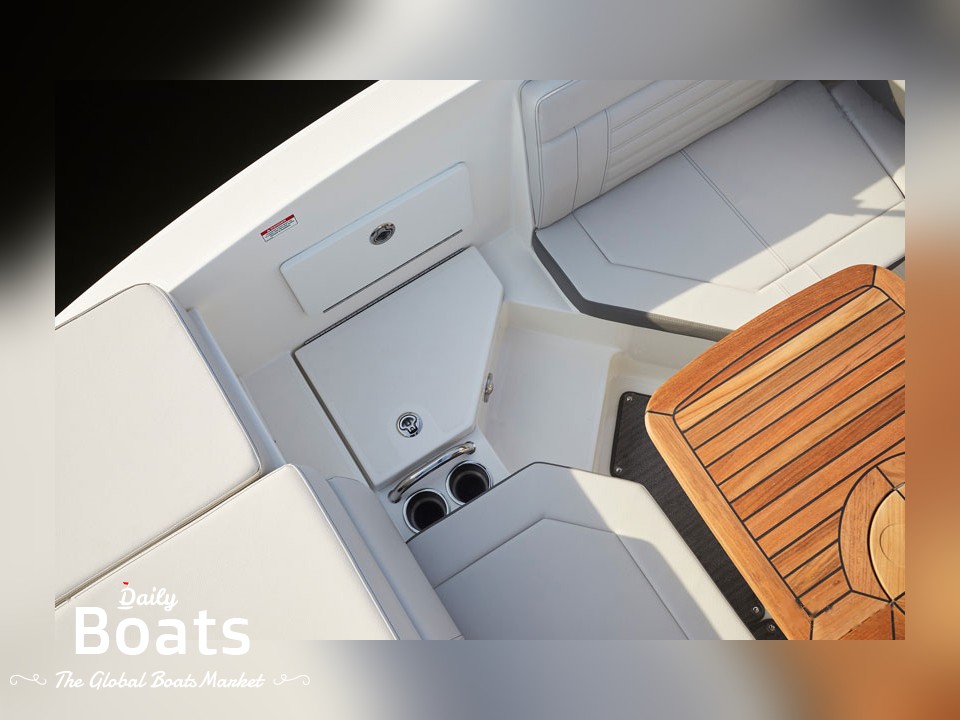 2022 Sea Ray 230 Spx Inboard for sale. View price, photos and Buy 2022 ...