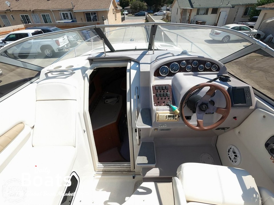 2000 Regal Commodore 2660 for sale. View price, photos and Buy 2000 ...