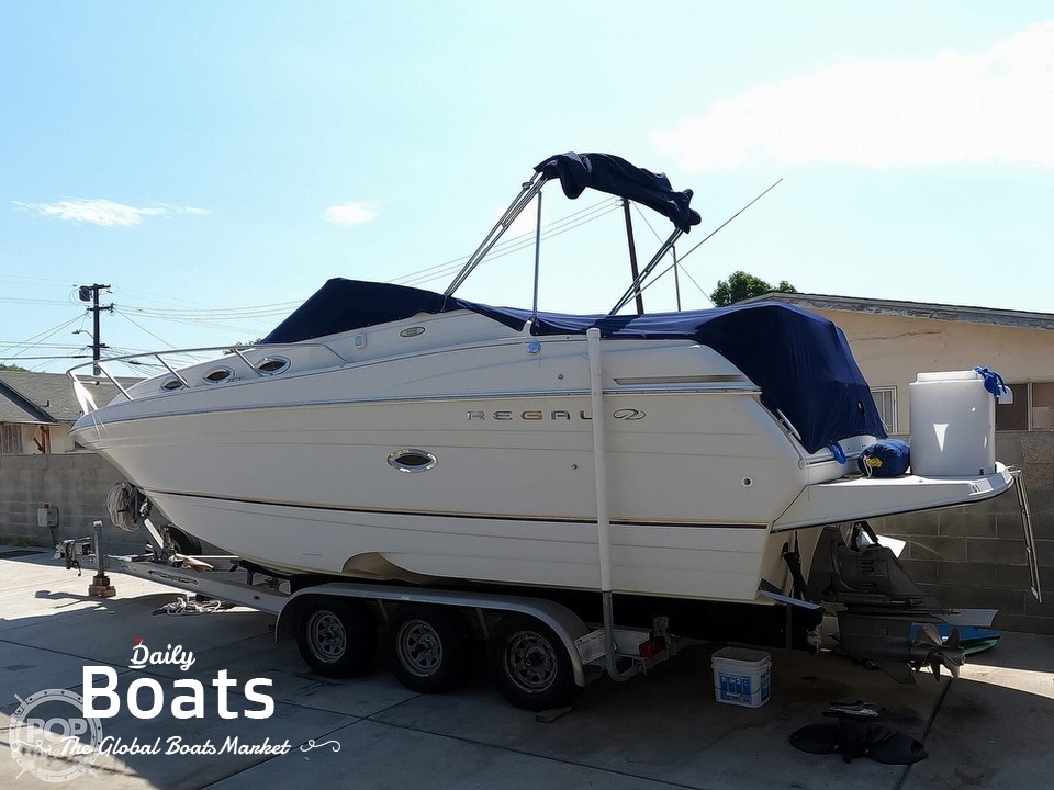 2000 Regal Commodore 2660 for sale. View price, photos and Buy 2000 ...