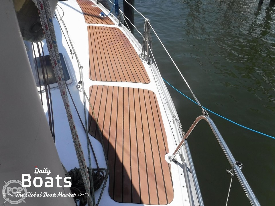 1979 Pearson Freedom 40 for sale. View price, photos and Buy 1979 ...