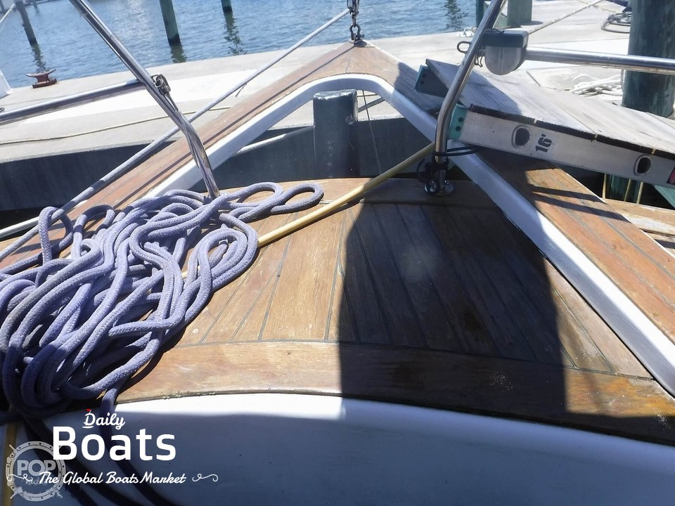 1979 Pearson Freedom 40 for sale. View price, photos and Buy 1979 ...