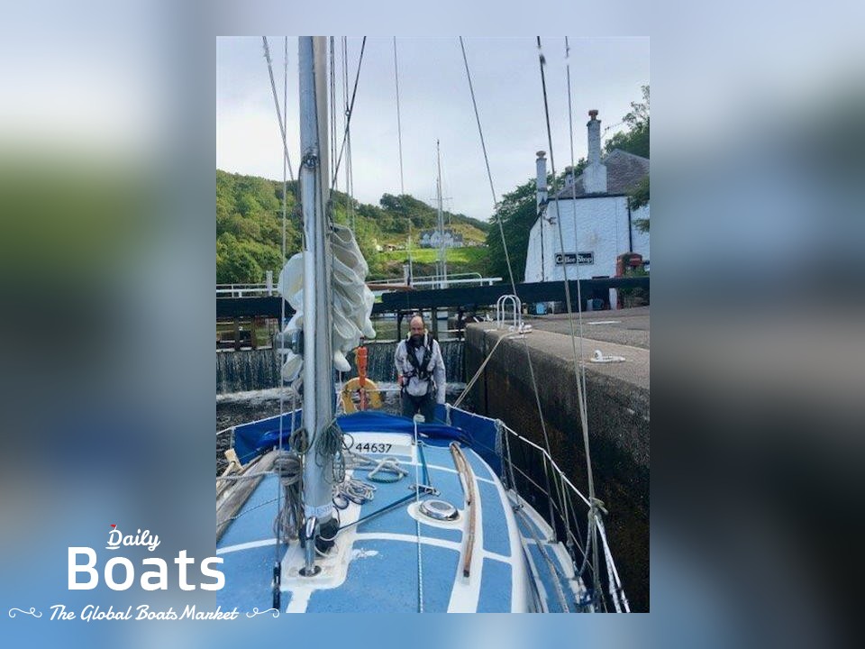 1980 Sloop Hummingbird 30 for sale. View price, photos and Buy 1980 ...