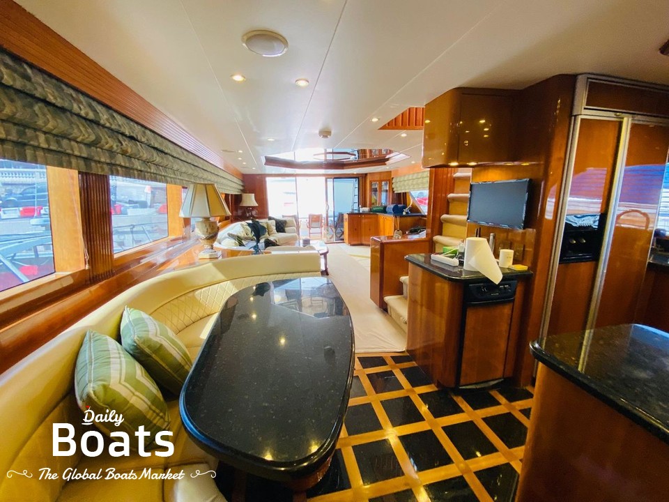 2002 Hatteras 86 Convertible for sale. View price, photos and Buy 2002 ...