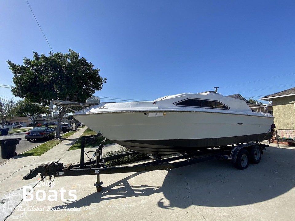 1982 Sea Ray 245 Sundancer for sale. View price, photos and Buy 1982 ...