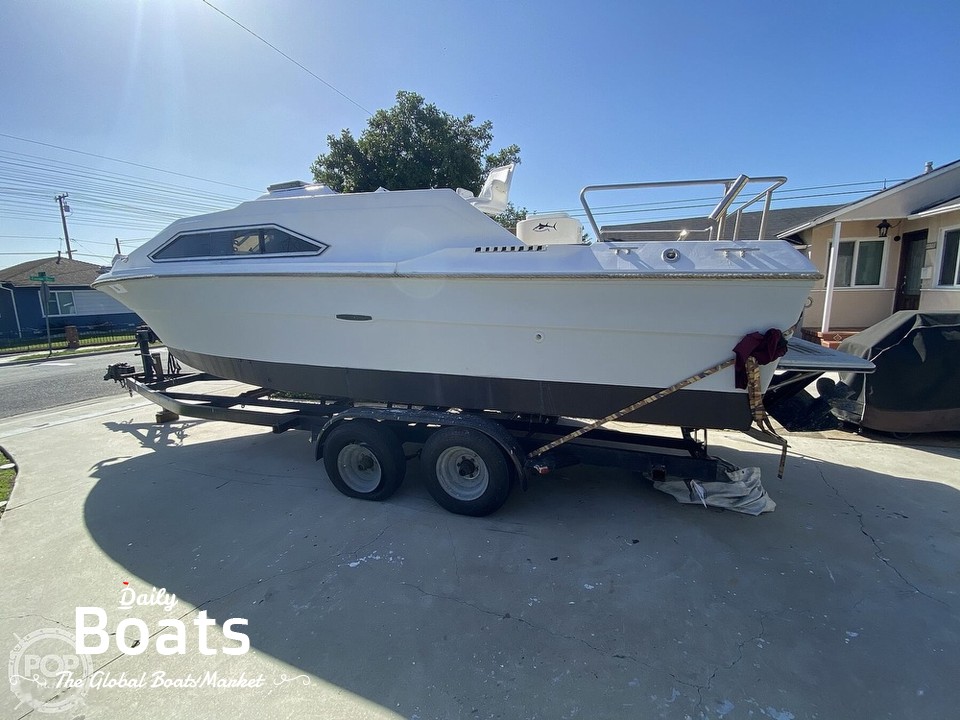 1982 Sea Ray 245 Sundancer for sale. View price, photos and Buy 1982 ...