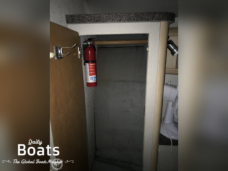 1989 Silverton 40X Express for sale. View price, photos and Buy 1989 ...