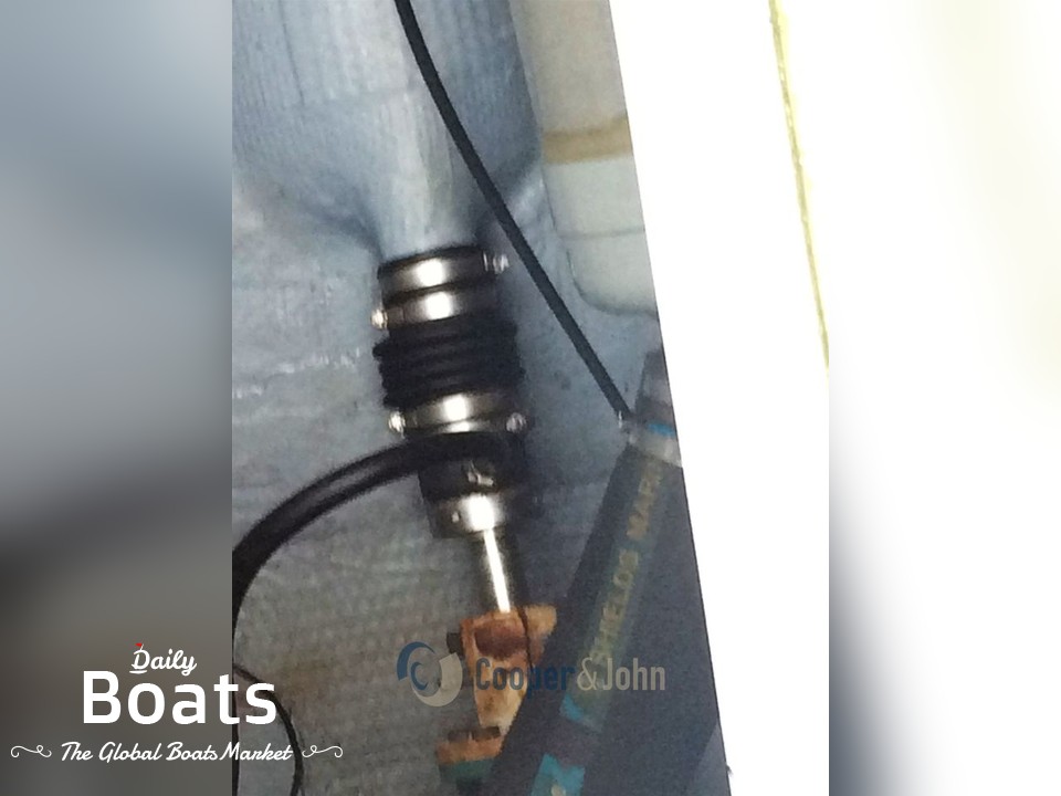 1991 Phoenix Marine 29 Sf Convertible for sale. View price, photos and ...