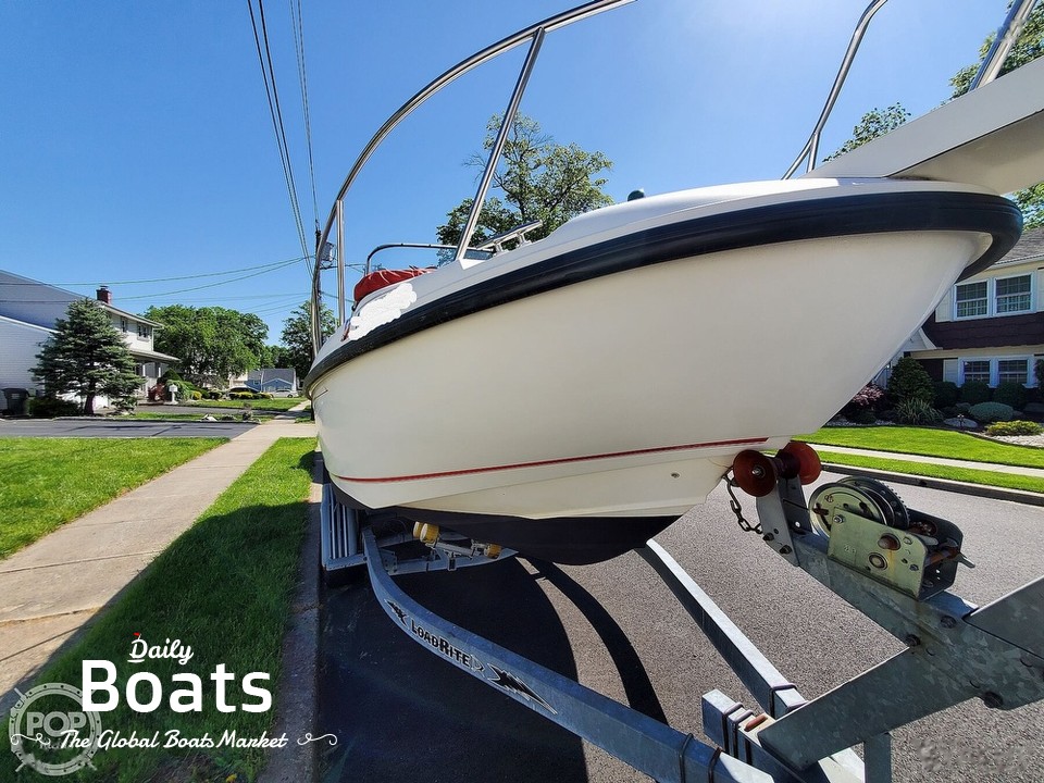 1999 Boston Whaler 21 Conquest for sale. View price, photos and Buy ...
