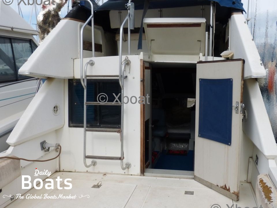 1990 Phoenix Marine 29 Fishing The Boat Is Sold With The Berth for sale ...