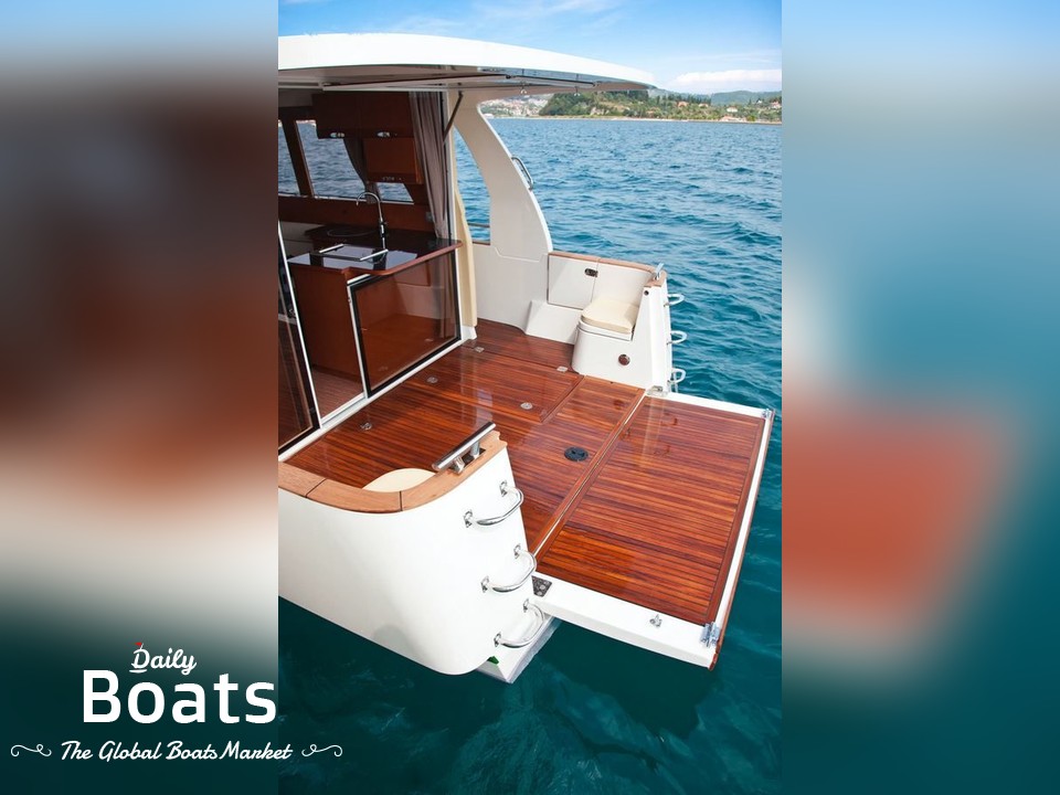 2022 Greenline 33 for sale. View price, photos and Buy 2022 Greenline ...