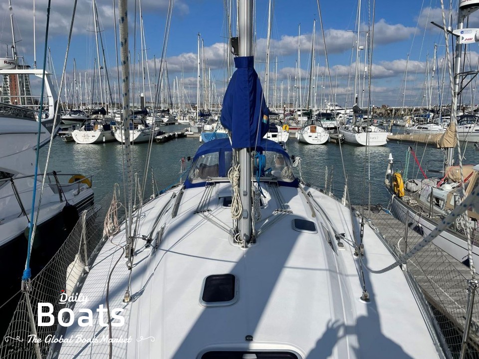 Dufour 38 Classic for sale. View price, photos and Buy Dufour 38 ...