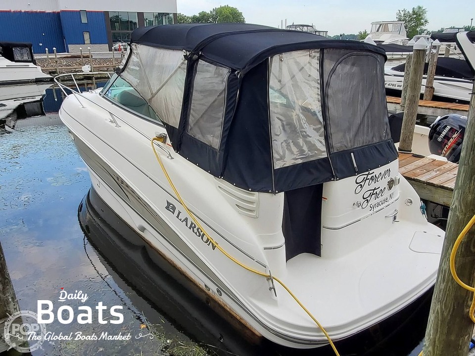 2007 Larson Cabrio 274 for sale. View price, photos and Buy 2007 Larson ...