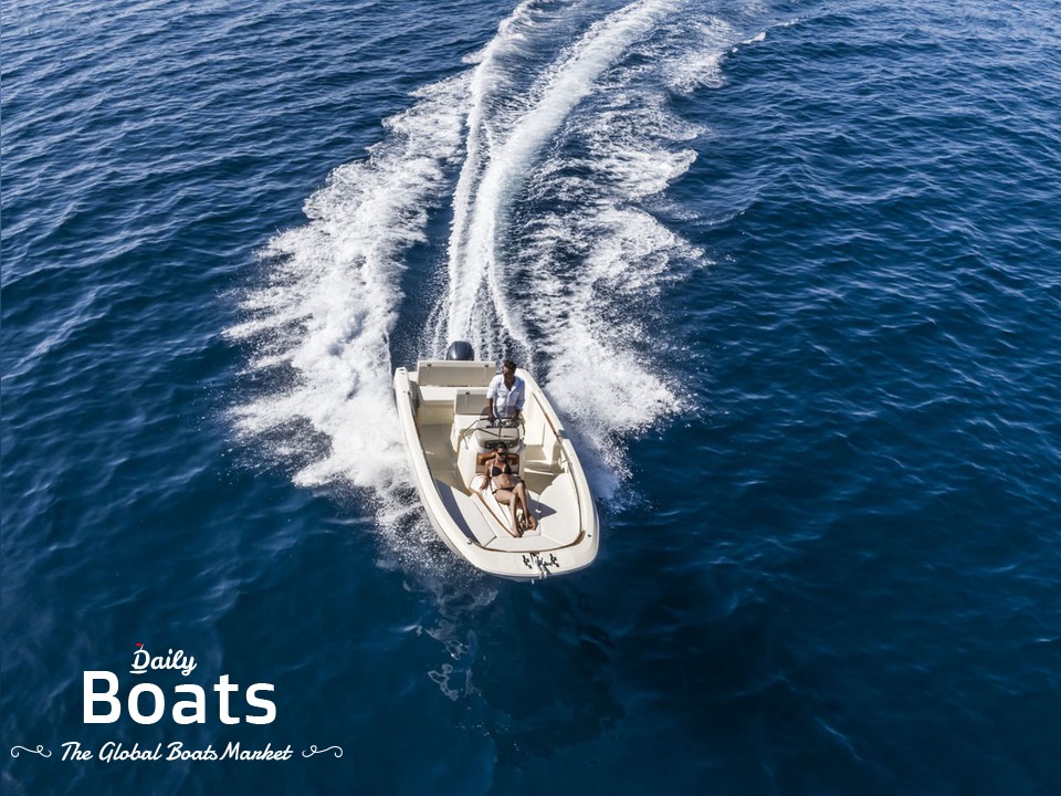 2022 Invictus Yacht Capoforte Fx190 for sale. View price, photos and ...