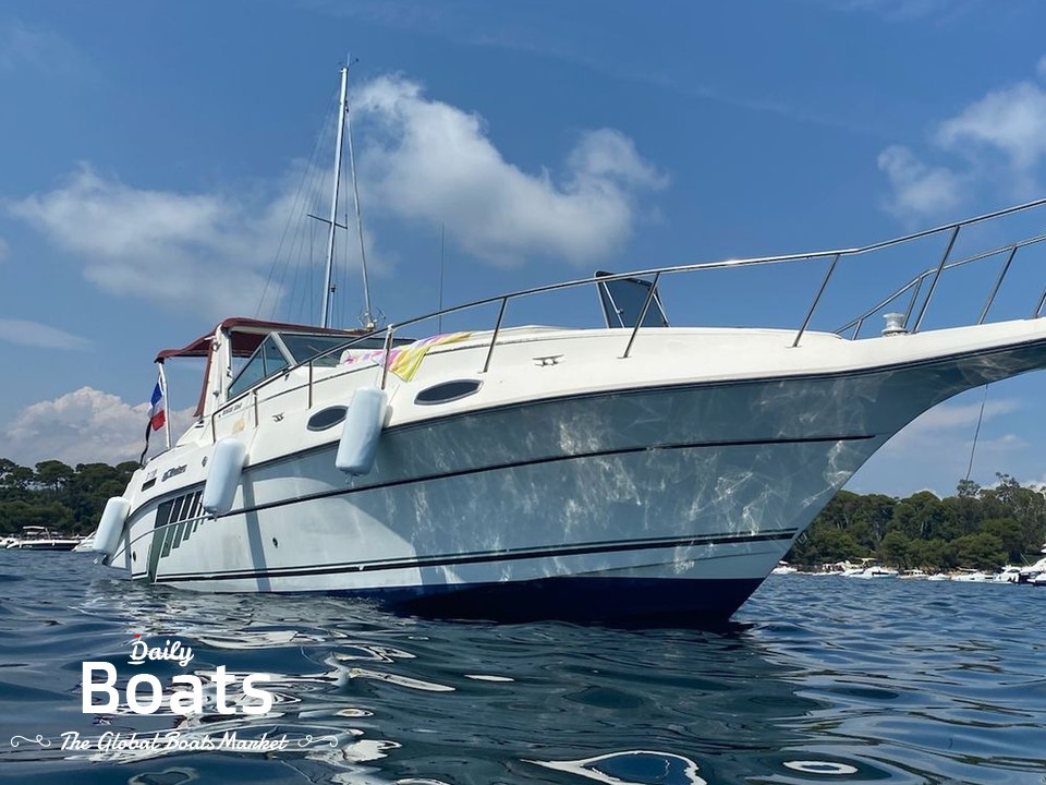 1991 Cruisers Yachts Rogue 3060 for sale. View price, photos and Buy ...