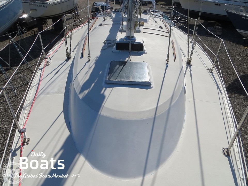 1986 Pearson 36-2 for sale. View price, photos and Buy 1986 Pearson 36 ...