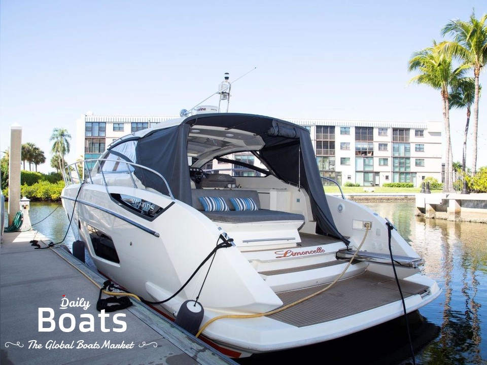 2011 Azimut Atlantis 44 for sale. View price, photos and Buy 2011 ...