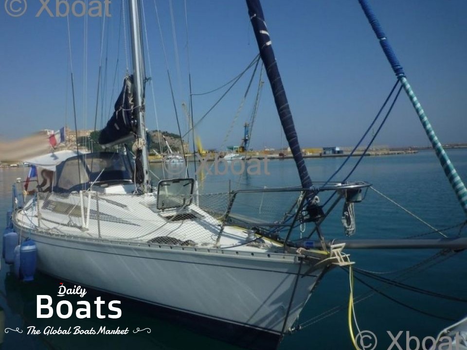 1986 Bénéteau First 305 Admiral 1986 In Very Good for sale. View price, photos and Buy 1986 ...