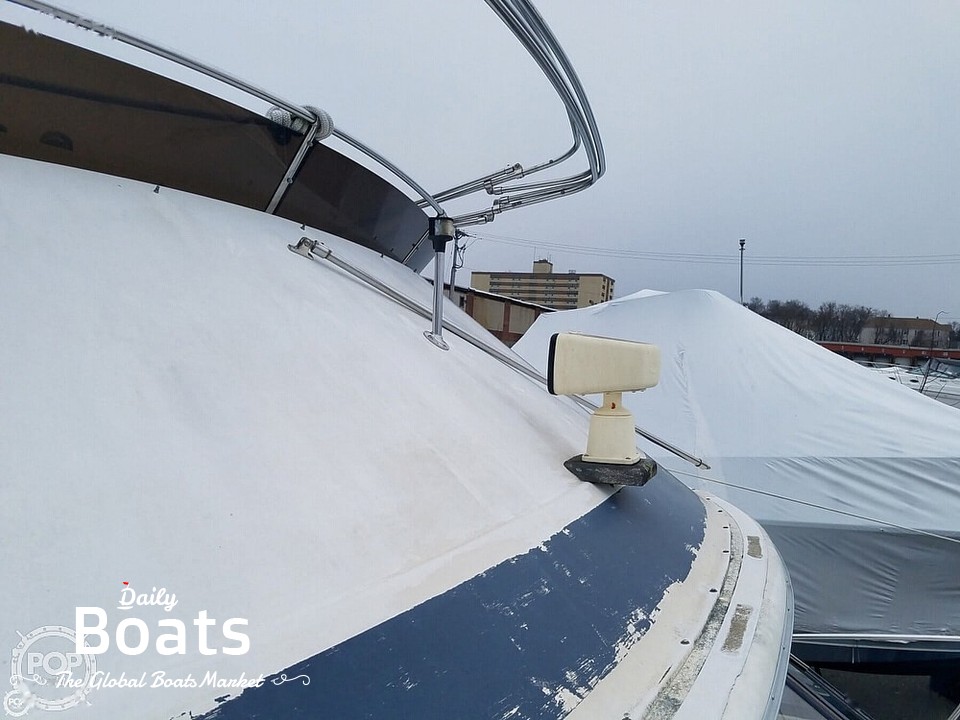 1986 Trojan F32 Flybridge Sedan for sale. View price, photos and Buy ...