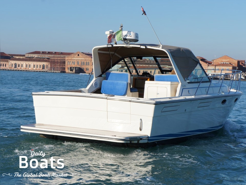 1992 Tiara Yachts 31 for sale. View price, photos and Buy 1992 Tiara ...