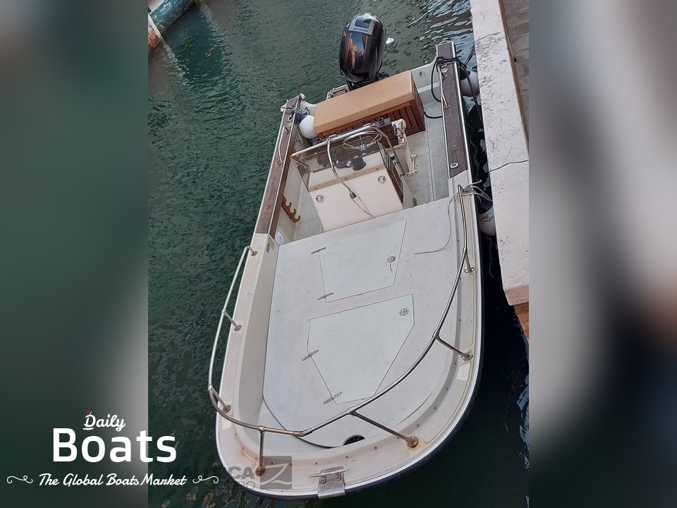 1981 Boston Whaler Outrage 20 for sale. View price, photos and Buy 1981 ...