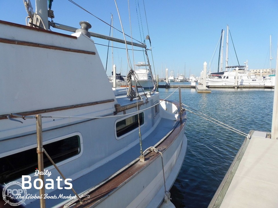 1976 Fales Navigator 38T for sale. View price, photos and Buy 1976 ...