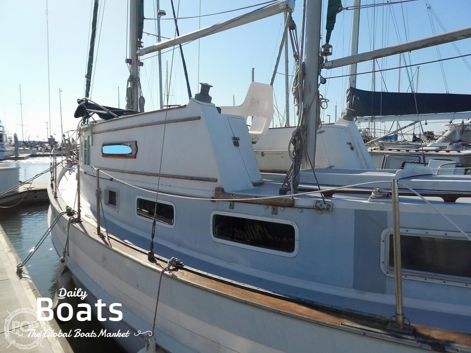 1976 Fales Navigator 38T for sale. View price, photos and Buy 1976 ...