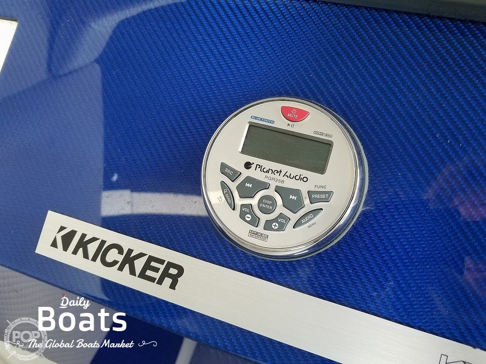 2001 Active Thunder 37 Custom for sale. View price, photos and Buy 2001 ...