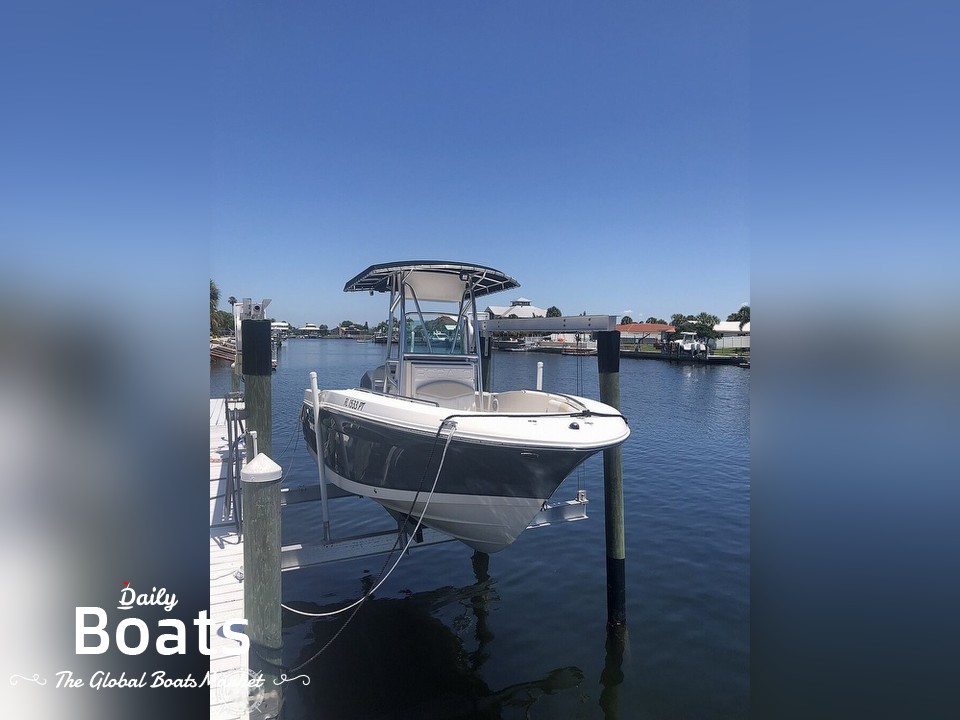 2014 Robalo Boats 21 for sale. View price, photos and Buy 2014 Robalo ...