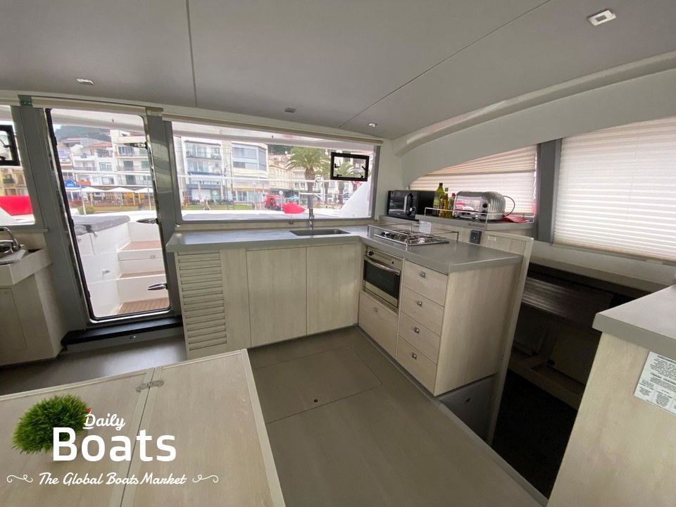 2019 Leopard Yachts 43 Powercat for sale. View price, photos and Buy ...