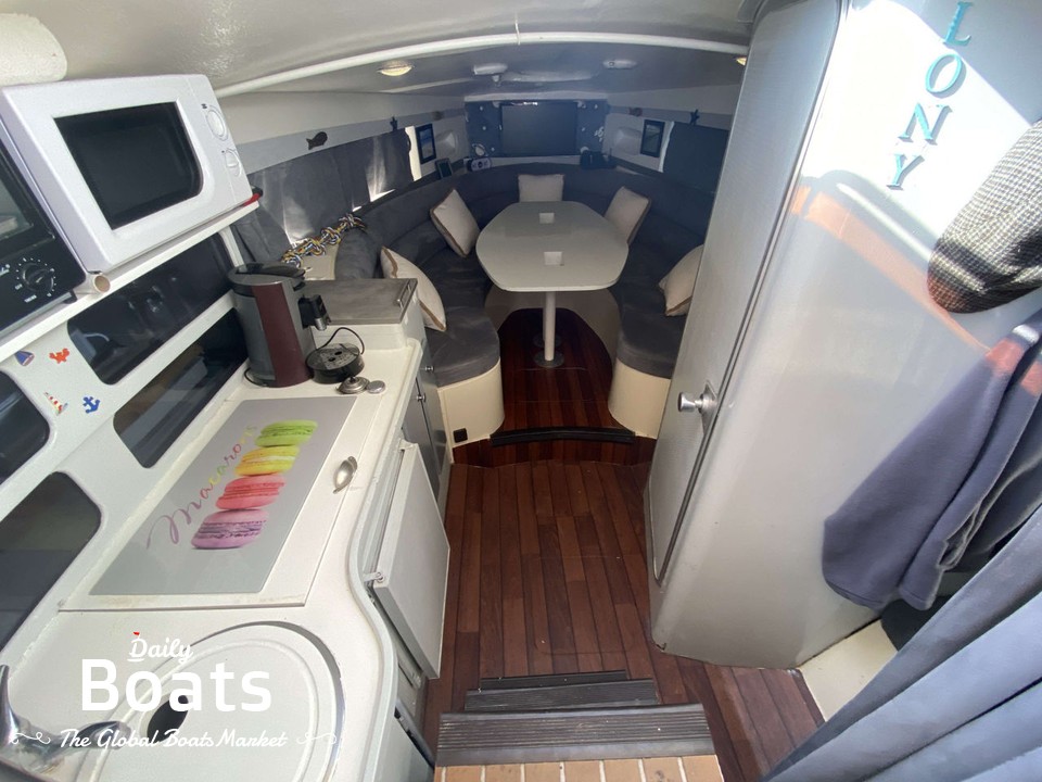 1989 Princess Yachts 266 Riviera for sale. View price, photos and Buy ...