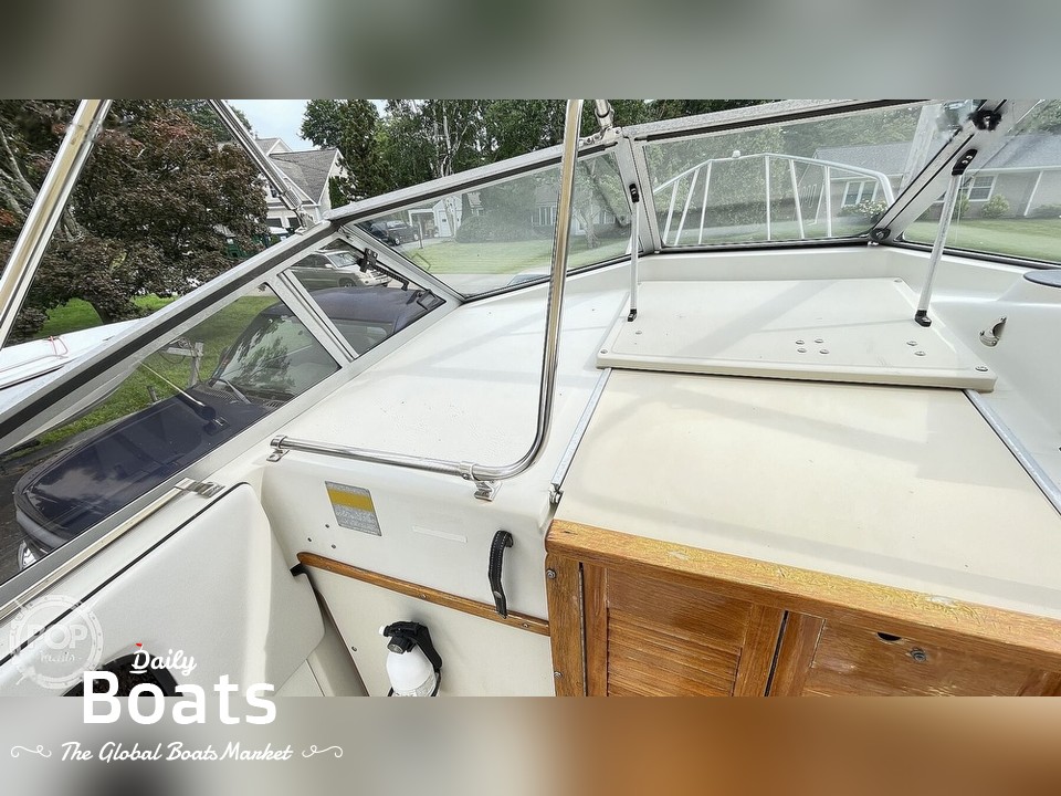 1987 Boston Whaler 22 Revenge Wt for sale. View price, photos and Buy ...