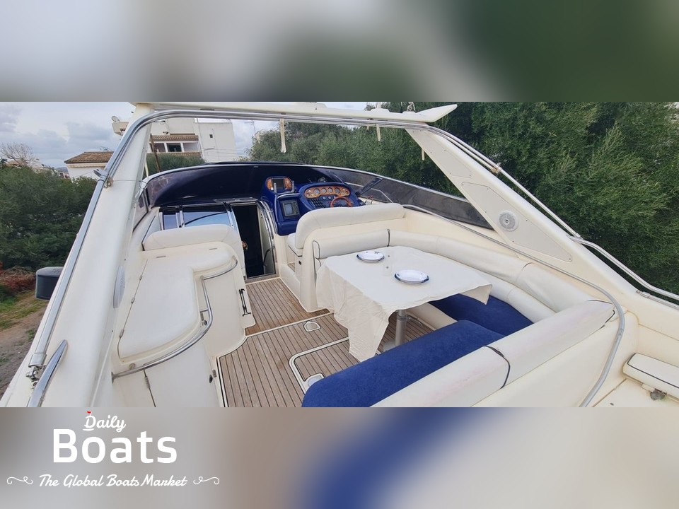 1993 Sunseeker Mustique 42 for sale. View price, photos and Buy 1993 ...