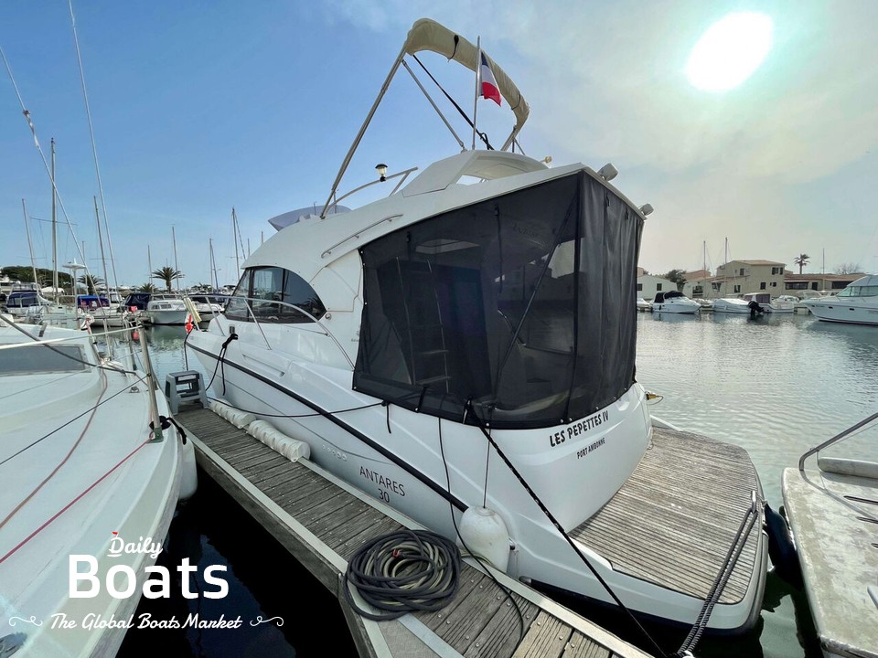 2010 Bénéteau Antares 30 Fly for sale. View price, photos and Buy 2010 ...