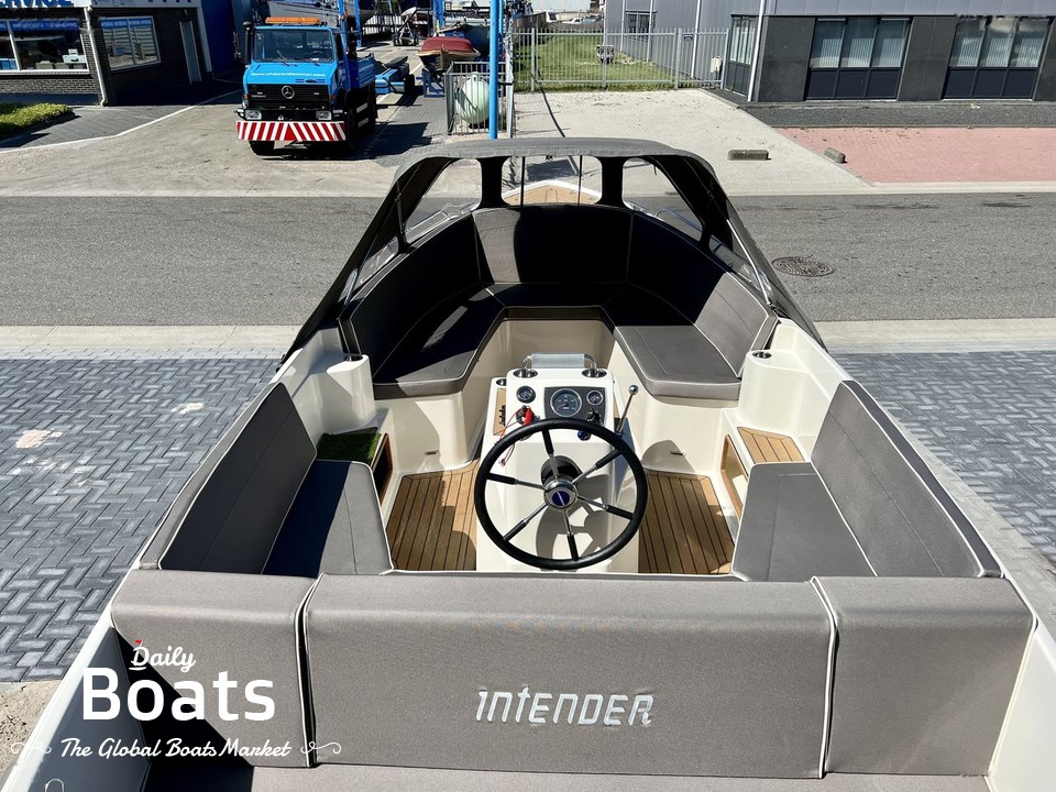 2018 Interboat Intender 700 for sale. View price, photos and Buy 2018 ...