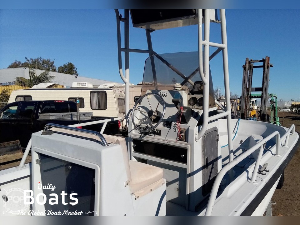 1992 Boston Whaler Guardian 19 for sale. View price, photos and Buy ...