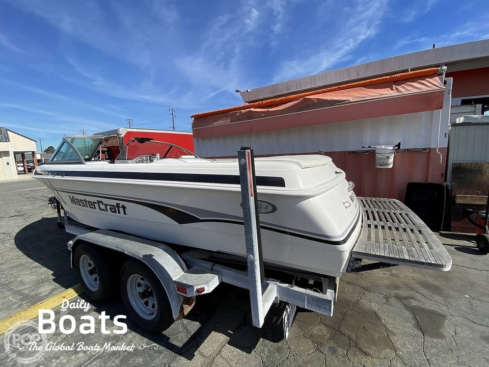 1999 MasterCraft 205 Pro Star Duvall Edition for sale. View price ...