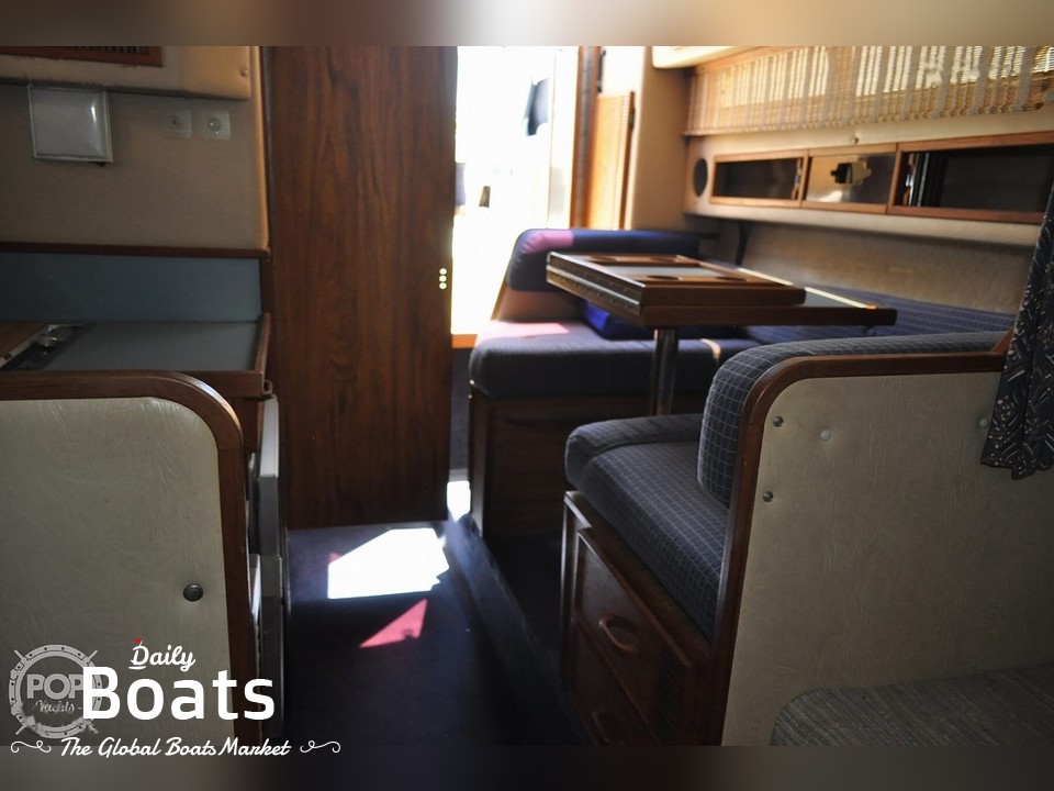 1986 Sea Ray 268 Sundancer for sale. View price, photos and Buy 1986 ...