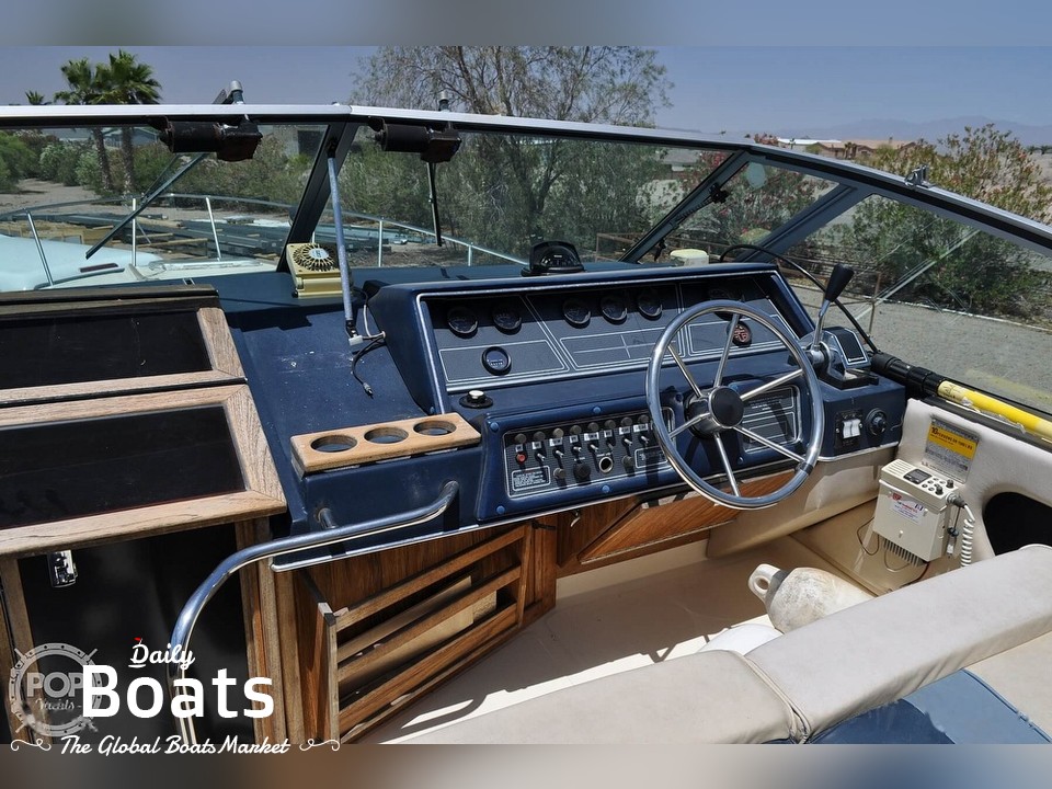 1986 Sea Ray 268 Sundancer for sale. View price, photos and Buy 1986 ...