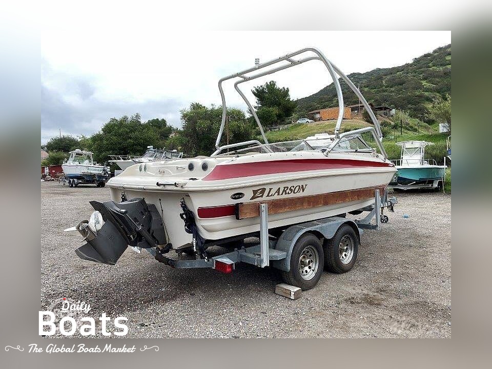 2002 Larson 210 Lxi for sale. View price, photos and Buy 2002 Larson ...