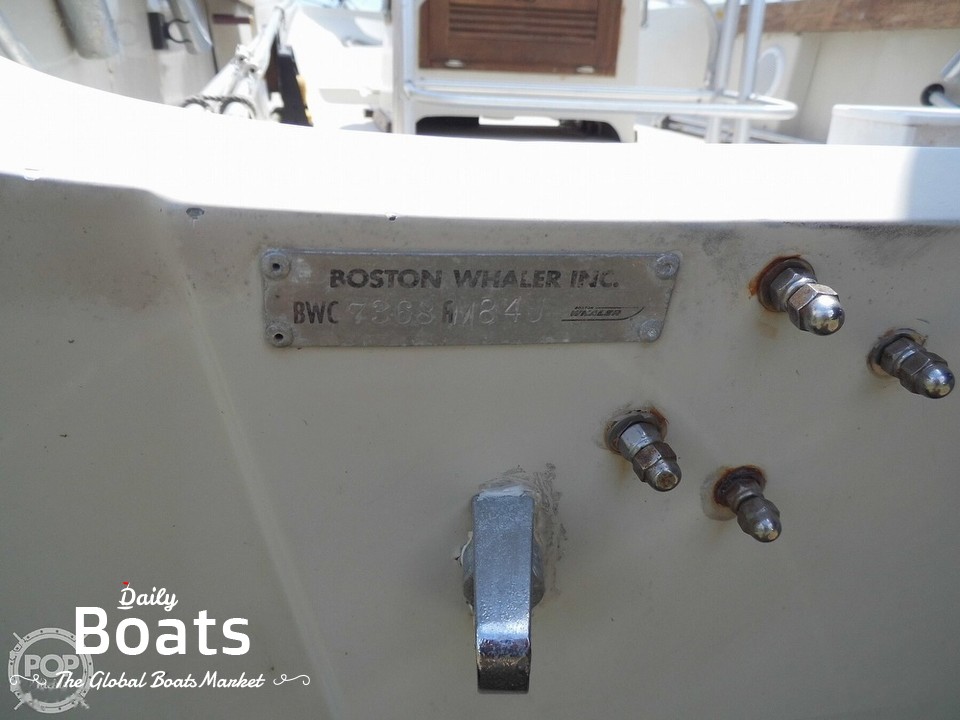 1984 Boston Whaler Outrage 18 for sale. View price, photos and Buy 1984 ...