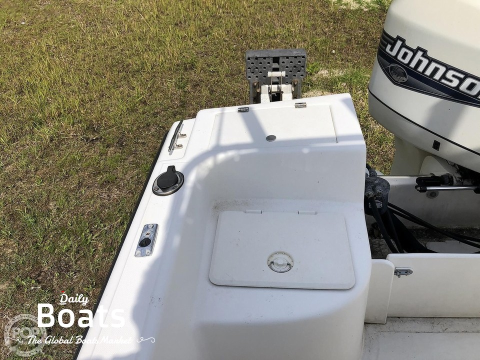 2000 Angler Boat Corporation 220 Center Console for sale. View price ...