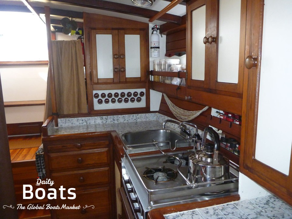 1974 Custom Line Yachts 40' for sale. View price, photos and Buy 1974 ...