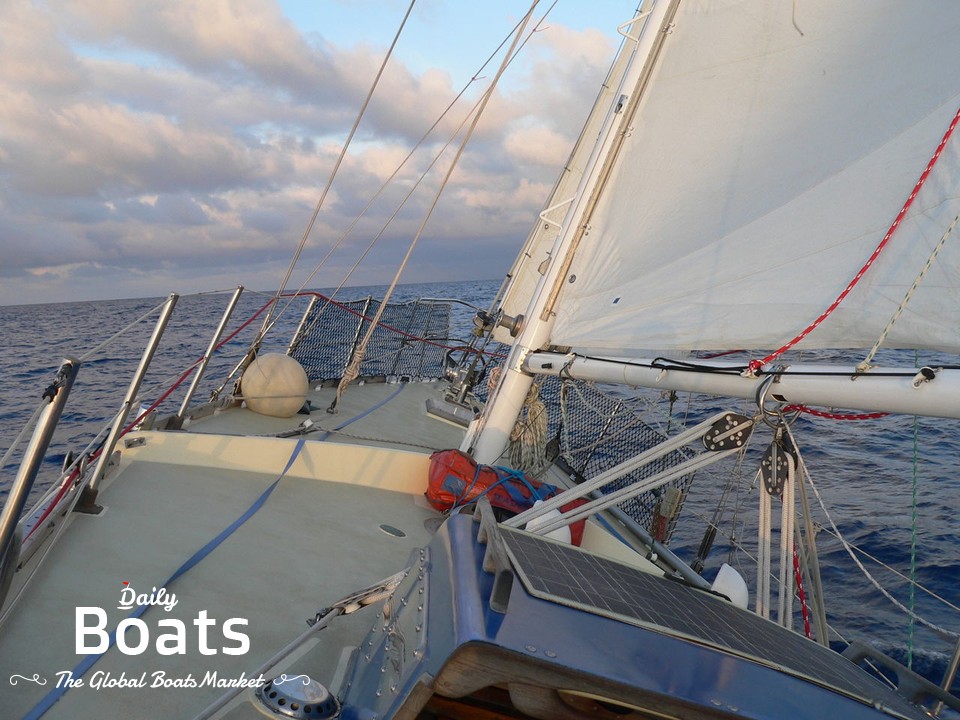 1974 Custom Line Yachts 40' for sale. View price, photos and Buy 1974 ...