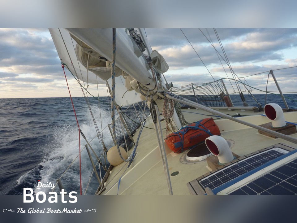 1974 Custom Line Yachts 40' for sale. View price, photos and Buy 1974 ...