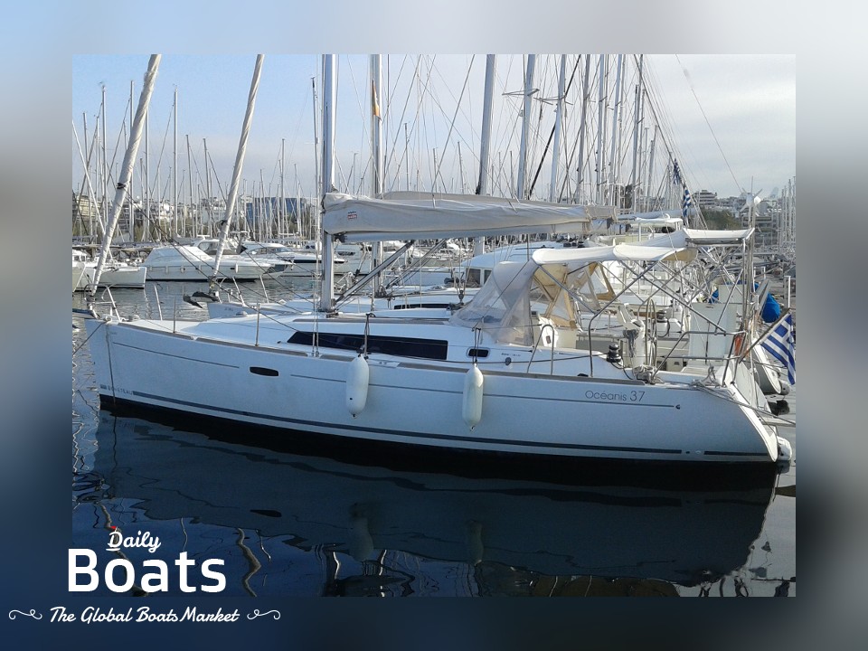 2010 Bénéteau Oceanis 37 for sale. View price, photos and Buy 2010 ...