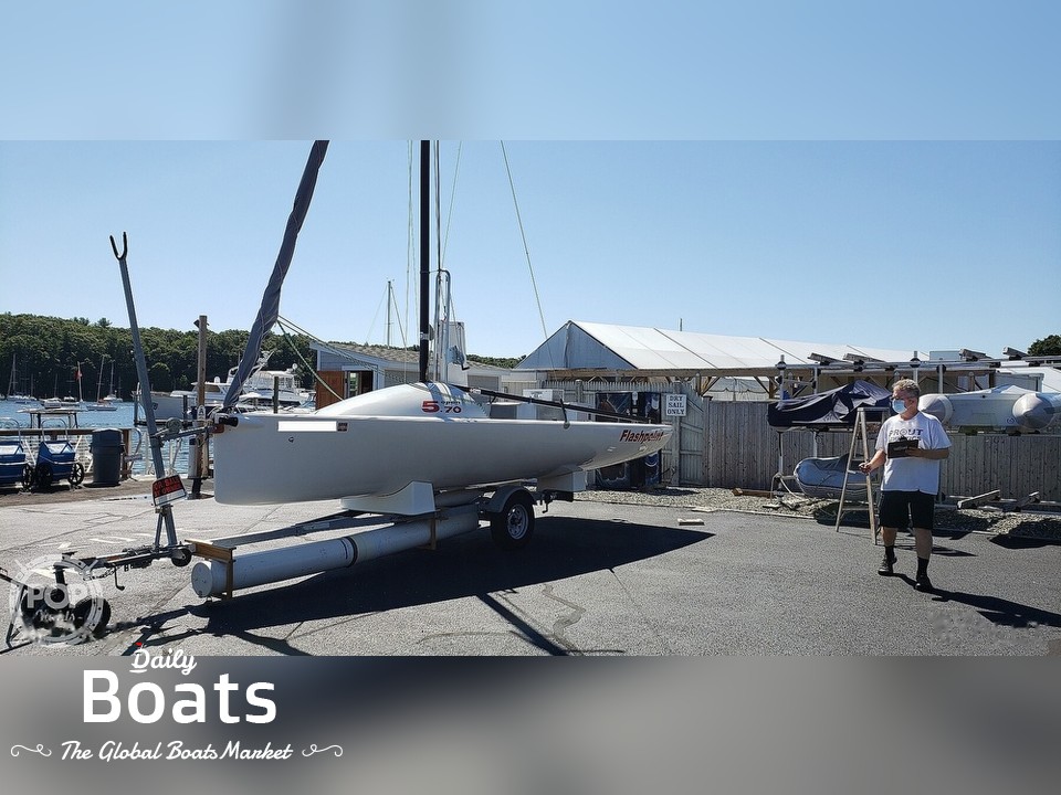 2009 Columbia Yachts Open 5.70 for sale. View price, photos and Buy ...