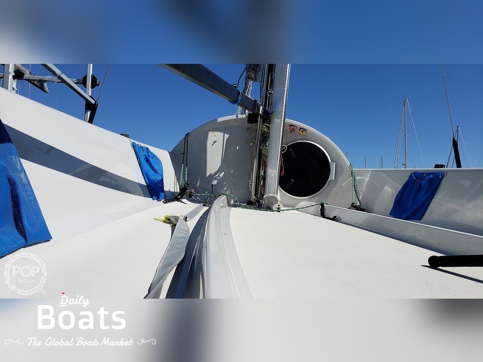 2009 Columbia Yachts Open 5.70 for sale. View price, photos and Buy ...