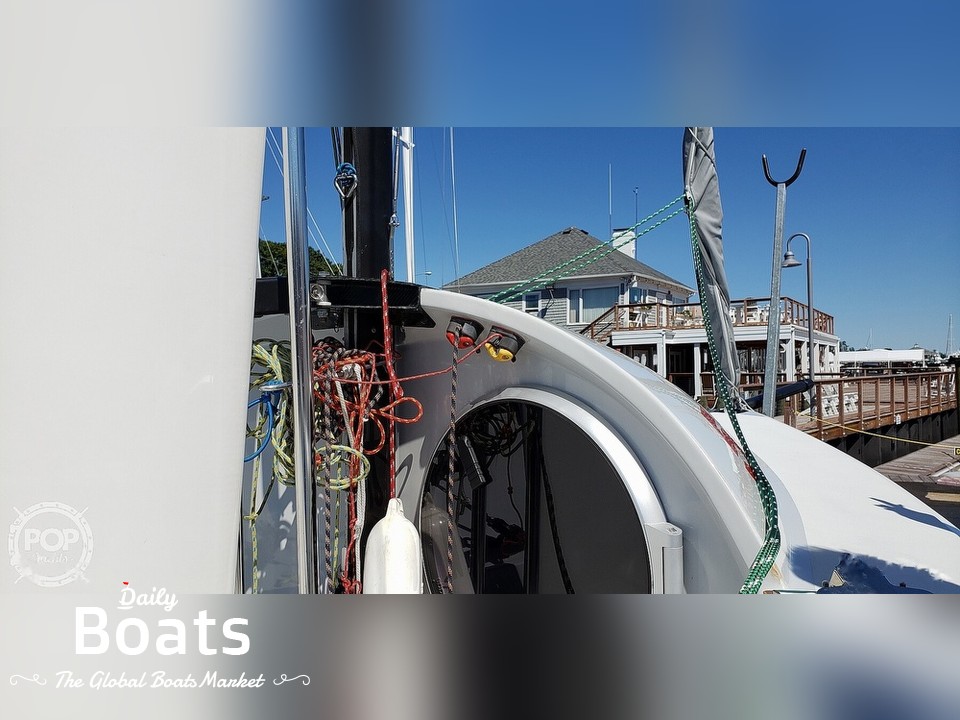 2009 Columbia Yachts Open 5.70 for sale. View price, photos and Buy ...