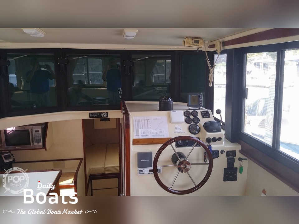 2004 Camano Trawlers 31 Troll for sale. View price, photos and Buy 2004 ...